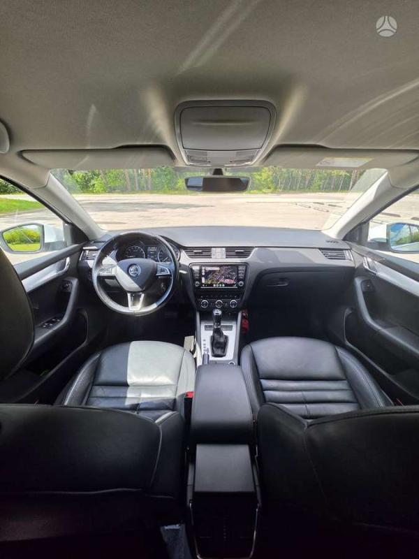 Balts Skoda Octavia 2016 Kauņa, ar dzinēja tilpumu 1.60 L un nobraukumu 293 tūkst. km par 7300 €, foto 6 vietnē AUTOMOTO.COM.LV