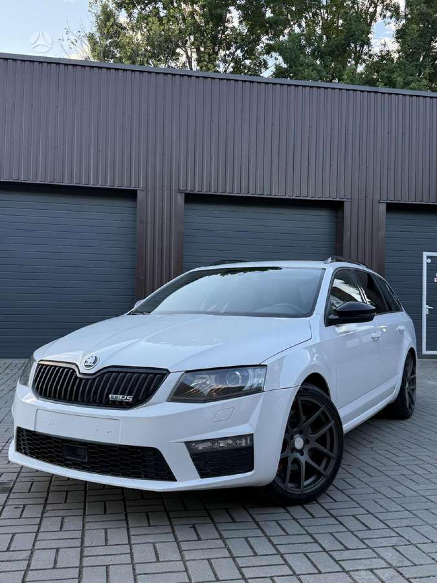 White Skoda Octavia 2016 in Kaisiadorys, with an engine capacity of 1.97 L and mileage of 303 thousand km for 6999 €, photo 4 on AUTOMOTO.COM.LV