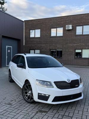 White Skoda Octavia 2016 in Kaisiadorys, with an engine capacity of 1.97 L and mileage of 303 thousand km for 6999 €, photo 8 on AUTOMOTO.COM.LV