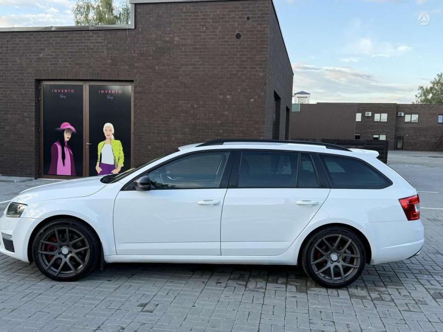 White Skoda Octavia 2016 in Kaisiadorys, with an engine capacity of 1.97 L and mileage of 303 thousand km for 6999 €, photo 9 on AUTOMOTO.COM.LV