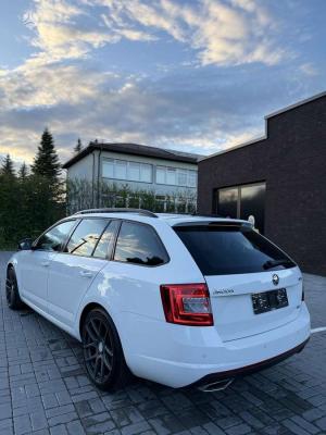White Skoda Octavia 2016 in Kaisiadorys, with an engine capacity of 1.97 L and mileage of 303 thousand km for 6999 €, photo 13 on AUTOMOTO.COM.LV