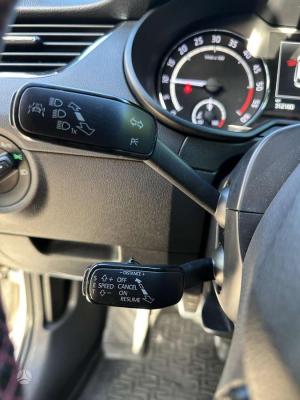 White Skoda Octavia 2016 in Kaisiadorys, with an engine capacity of 1.97 L and mileage of 303 thousand km for 6999 €, photo 33 on AUTOMOTO.COM.LV