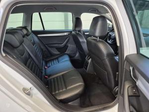 White Skoda Octavia 2016 in Raseiniai, with an engine capacity of 1.97 L and mileage of 258 thousand km for 7300 €, photo 27 on AUTOMOTO.COM.LV