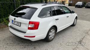 Белый Шкода Октавия 2016 в Таллин, объемом двигателя 1.00 л и пробегом 140 тыс. км за 7500 €, фото 4 на AUTOMOTO.COM.LV