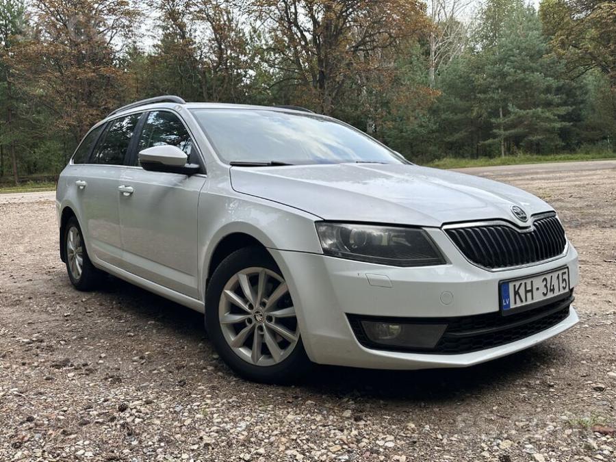 Balts Skoda Octavia 2016 Liepāja, ar dzinēja tilpumu 2.00 L un nobraukumu 345 tūkst. km par 6300 €, foto 3 vietnē AUTOMOTO.COM.LV