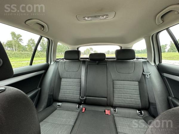 Balts Skoda Octavia 2016 Liepāja, ar dzinēja tilpumu 2.00 L un nobraukumu 345 tūkst. km par 6300 €, foto 8 vietnē AUTOMOTO.COM.LV