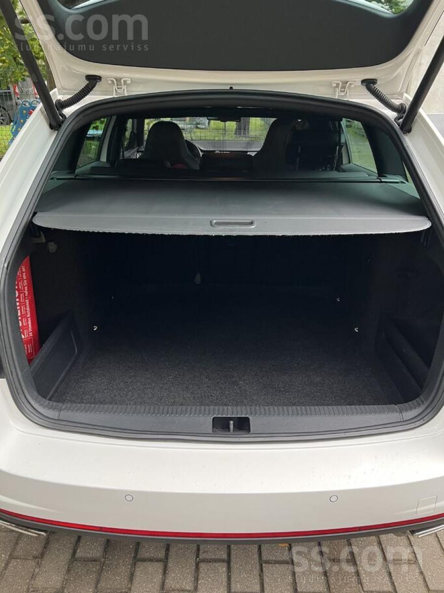 White Skoda Octavia 2016 in Riga, with an engine capacity of 2.00 L and mileage of 270 thousand km for 10500 €, photo 7 on AUTOMOTO.COM.LV