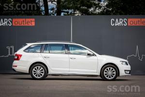 White Skoda Octavia 2016 in Riga, with an engine capacity of 1.60 L and mileage of 355 thousand km for 3990 €, photo 5 on AUTOMOTO.COM.LV