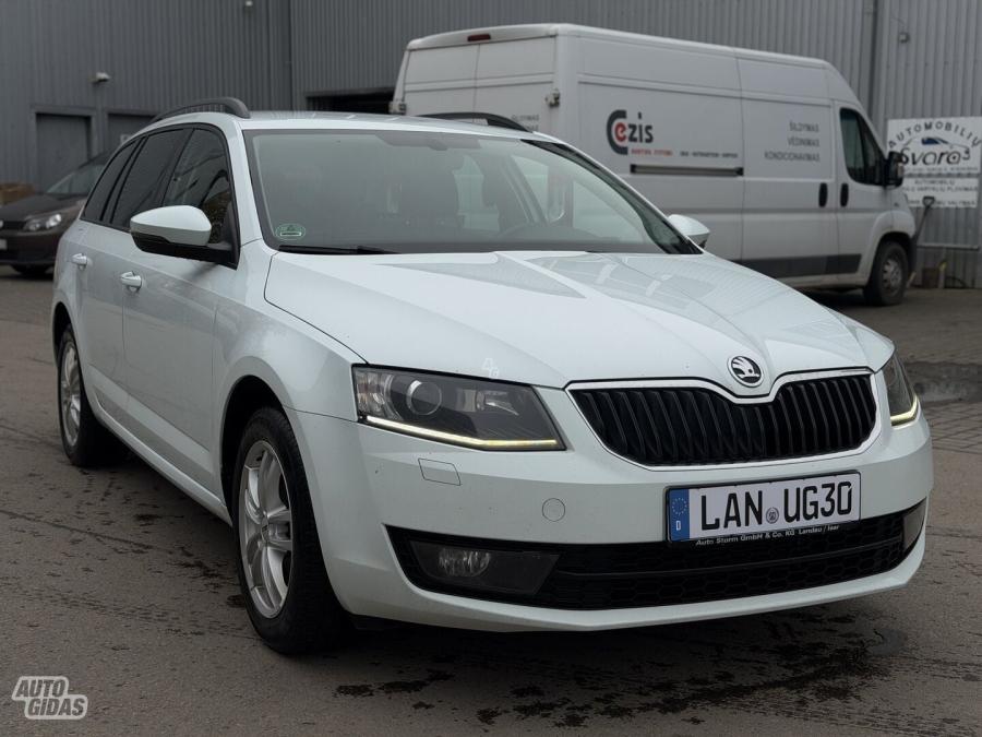 White Skoda Octavia 2016 in Rokiskis, with an engine capacity of 1.60 L and mileage of 360 thousand km for 5350 €, photo 11 on AUTOMOTO.COM.LV
