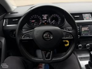 White Skoda Octavia 2016 in Rokiskis, with an engine capacity of 1.60 L and mileage of 360 thousand km for 5350 €, photo 23 on AUTOMOTO.COM.LV