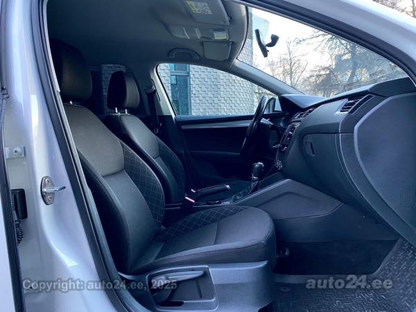Balts Skoda Octavia 2017 Tallina, ar dzinēja tilpumu 1.60 L un nobraukumu 259 tūkst. km par 8500 €, foto 11 vietnē AUTOMOTO.COM.LV