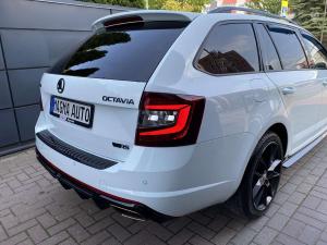 White Skoda Octavia 2017 in Marijampole, with an engine capacity of 1.97 L and mileage of 239 thousand km for 13950 €, photo 10 on AUTOMOTO.COM.LV