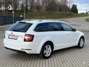 White Skoda Octavia 2017 in Jonava, with an engine capacity of 1.60 L and mileage of 298 thousand km for 6900 €, photo 6 on AUTOMOTO.COM.LV