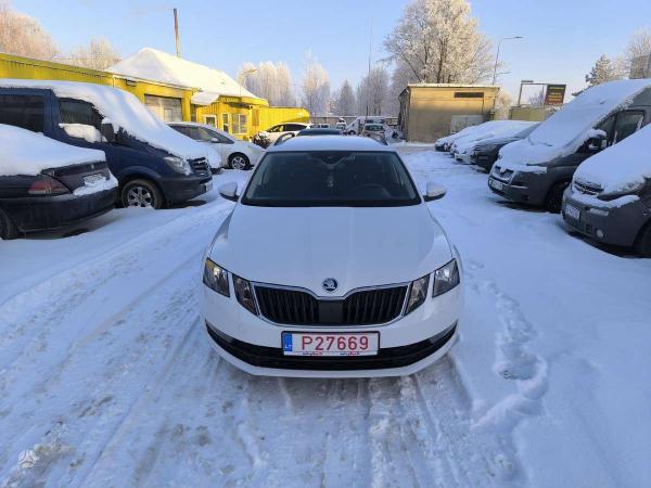 Balts Skoda Octavia 2017 Šauļi, ar dzinēja tilpumu 1.97 L un nobraukumu 218 tūkst. km par 8950 €, foto 2 vietnē AUTOMOTO.COM.LV