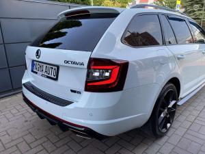 White Skoda Octavia 2017 in Marijampole, with an engine capacity of 1.97 L and mileage of 239 thousand km for 13950 €, photo 10 on AUTOMOTO.COM.LV