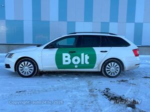 White Skoda Octavia 2017 in Tallinn, with an engine capacity of 1.40 L and mileage of 361 thousand km for 5800 €, photo 4 on AUTOMOTO.COM.LV