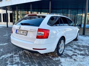 Balts Skoda Octavia 2017 Tallina, ar dzinēja tilpumu 1.60 L un nobraukumu 260 tūkst. km par 8500 €, foto 5 vietnē AUTOMOTO.COM.LV