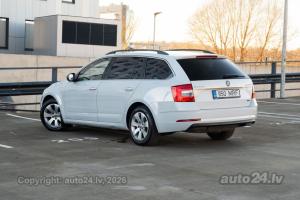 White Skoda Octavia 2017 in Tartu, with an engine capacity of 1.40 L and mileage of 160 thousand km for 7999 €, photo 4 on AUTOMOTO.COM.LV