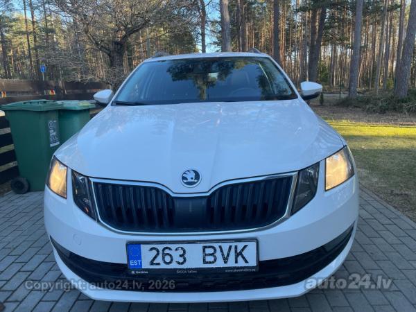 White Skoda Octavia 2017 in Parnu, with an engine capacity of 1.40 L and mileage of 171 thousand km for 9000 €, photo 3 on AUTOMOTO.COM.LV