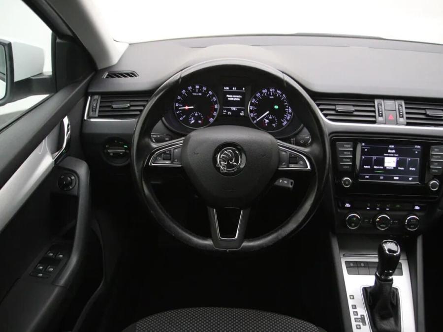 Balts Skoda Octavia 2017 Viļņa, ar dzinēja tilpumu 1.60 L un nobraukumu 209 tūkst. km par 9199 €, foto 18 vietnē AUTOMOTO.COM.LV