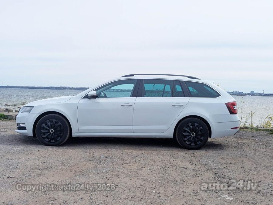 White Skoda Octavia 2017 in Tallinn, with an engine capacity of 2.00 L and mileage of 258 thousand km for 10200 €, photo 4 on AUTOMOTO.COM.LV