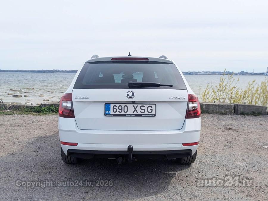 White Skoda Octavia 2017 in Tallinn, with an engine capacity of 2.00 L and mileage of 258 thousand km for 10200 €, photo 6 on AUTOMOTO.COM.LV