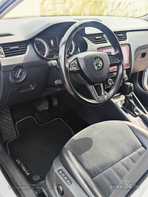 Balts Skoda Octavia 2017 Tallina, ar dzinēja tilpumu 2.00 L un nobraukumu 258 tūkst. km par 10200 €, foto 9 vietnē AUTOMOTO.COM.LV
