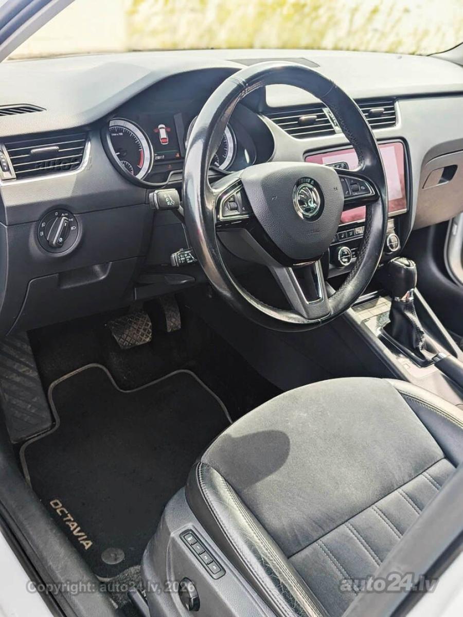 White Skoda Octavia 2017 in Tallinn, with an engine capacity of 2.00 L and mileage of 258 thousand km for 10200 €, photo 10 on AUTOMOTO.COM.LV