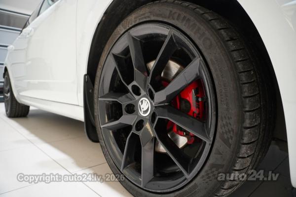 Balts Skoda Octavia 2017 Tallina, ar dzinēja tilpumu 2.00 L un nobraukumu 177 tūkst. km par 12200 €, foto 5 vietnē AUTOMOTO.COM.LV