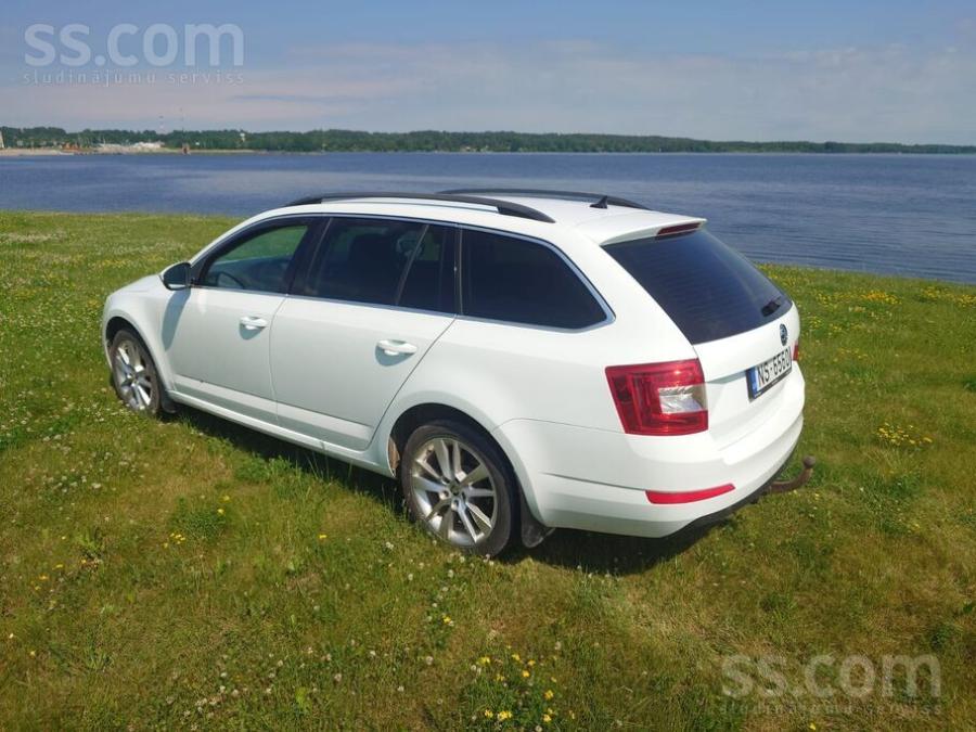 White Skoda Octavia 2017 in Ogre, with an engine capacity of 2.00 L and mileage of 298 thousand km for 7700 €, photo 1 on AUTOMOTO.COM.LV