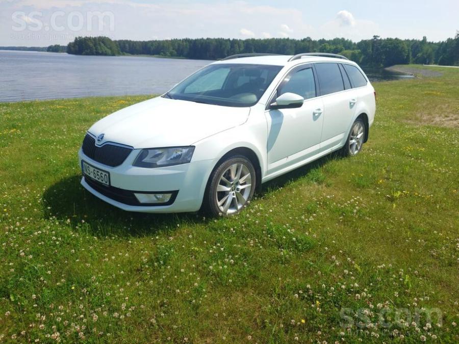 White Skoda Octavia 2017 in Ogre, with an engine capacity of 2.00 L and mileage of 298 thousand km for 7700 €, photo 6 on AUTOMOTO.COM.LV