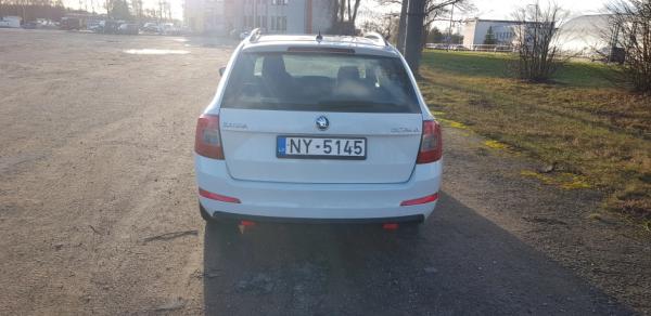 White Skoda Octavia 2017 in Riga, with an engine capacity of 2.00 L and mileage of 238 thousand km for 7500 €, photo 3 on AUTOMOTO.COM.LV