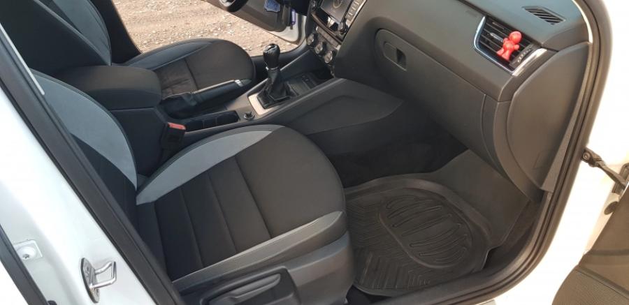 Balts Skoda Octavia 2017 Rīga, ar dzinēja tilpumu 2.00 L un nobraukumu 238 tūkst. km par 7500 €, foto 6 vietnē AUTOMOTO.COM.LV