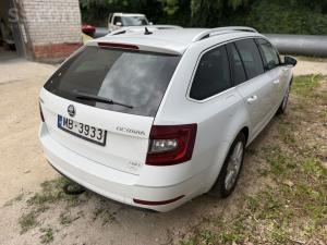 Balts Skoda Octavia 2017 Rīga, ar dzinēja tilpumu 2.00 L un nobraukumu 292 tūkst. km par 9400 €, foto 4 vietnē AUTOMOTO.COM.LV