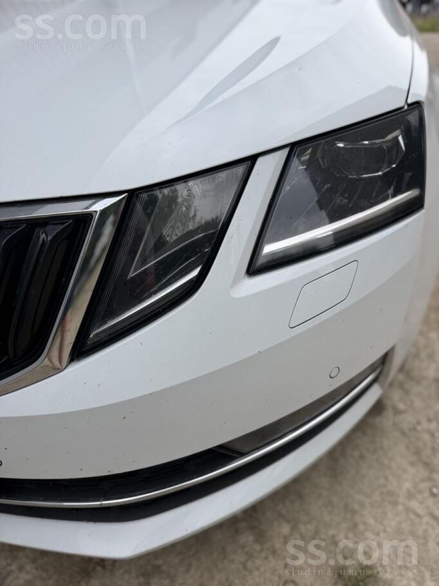 Balts Skoda Octavia 2017 Rīga, ar dzinēja tilpumu 2.00 L un nobraukumu 292 tūkst. km par 9400 €, foto 5 vietnē AUTOMOTO.COM.LV