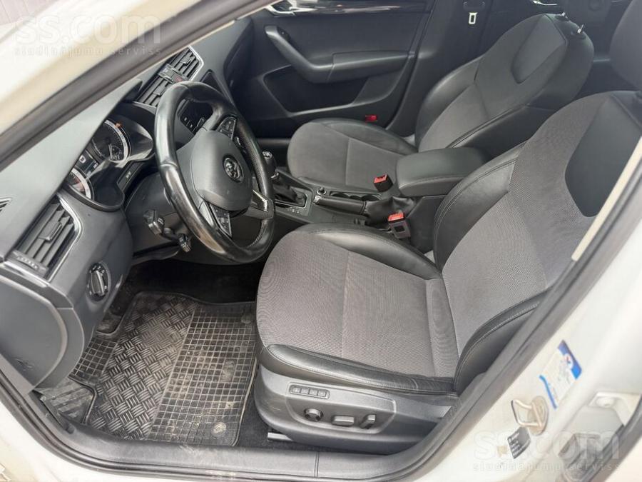 Balts Skoda Octavia 2017 Rīga, ar dzinēja tilpumu 2.00 L un nobraukumu 292 tūkst. km par 9400 €, foto 13 vietnē AUTOMOTO.COM.LV