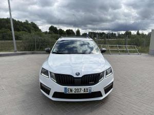 White Skoda Octavia 2017 in Taurage, with an engine capacity of 1.97 L and mileage of 255 thousand km for 11000 €, photo 3 on AUTOMOTO.COM.LV