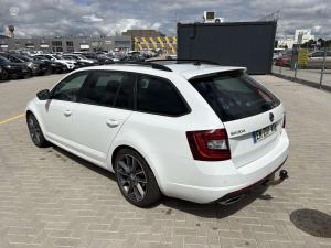 White Skoda Octavia 2017 in Taurage, with an engine capacity of 1.97 L and mileage of 255 thousand km for 11000 €, photo 8 on AUTOMOTO.COM.LV