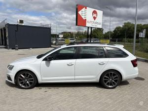 White Skoda Octavia 2017 in Taurage, with an engine capacity of 1.97 L and mileage of 255 thousand km for 11000 €, photo 9 on AUTOMOTO.COM.LV