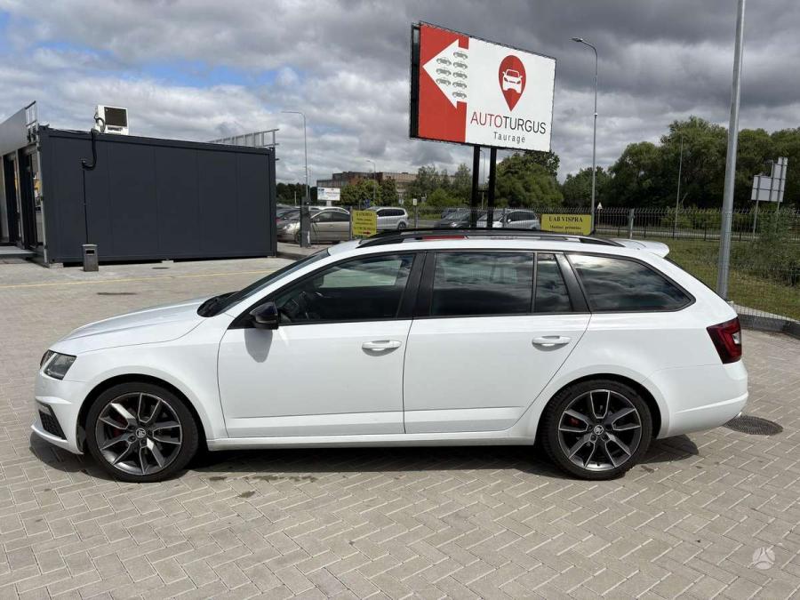White Skoda Octavia 2017 in Taurage, with an engine capacity of 1.97 L and mileage of 255 thousand km for 11000 €, photo 9 on AUTOMOTO.COM.LV