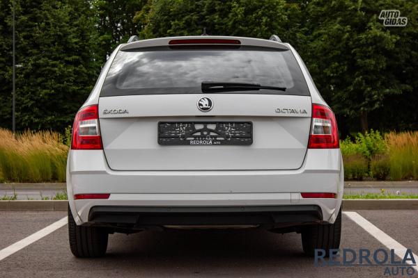 White Skoda Octavia 2017 in Kaunas, with an engine capacity of 1.60 L and mileage of 192 thousand km for 8300 €, photo 5 on AUTOMOTO.COM.LV