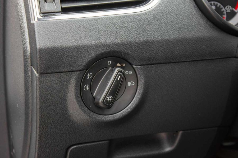 Balts Skoda Octavia 2017 Kauņa, ar dzinēja tilpumu 1.60 L un nobraukumu 192 tūkst. km par 8300 €, foto 19 vietnē AUTOMOTO.COM.LV
