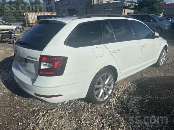Balts Skoda Octavia 2017 Jelgava, ar dzinēja tilpumu 2.00 L un nobraukumu 240 tūkst. km par 9200 €, foto 4 vietnē AUTOMOTO.COM.LV