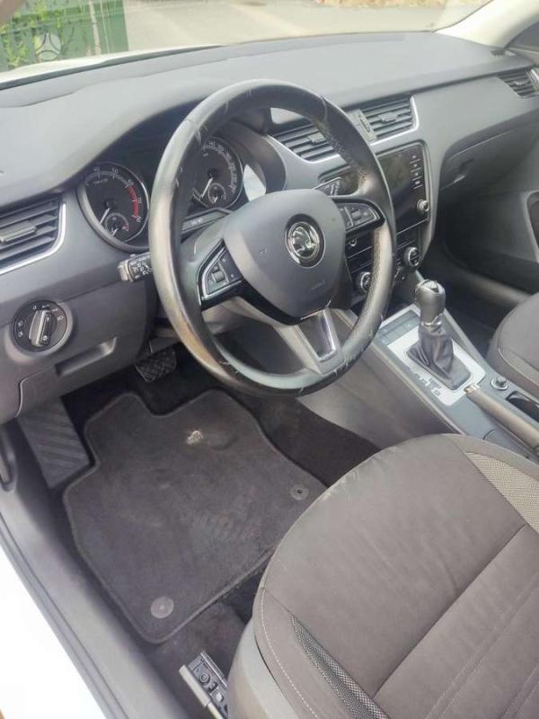 Balts Skoda Octavia 2017 Kauņa, ar dzinēja tilpumu 1.40 L un nobraukumu 100 tūkst. km par 8600 €, foto 9 vietnē AUTOMOTO.COM.LV