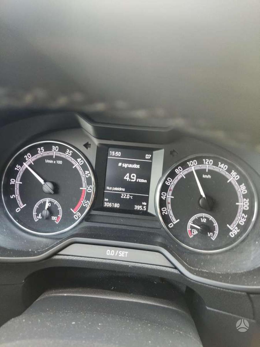 Белый Шкода Октавия 2017 в Шилале, объемом двигателя 1.60 л и пробегом 306 тыс. км за 6900 €, фото 13 на AUTOMOTO.COM.LV