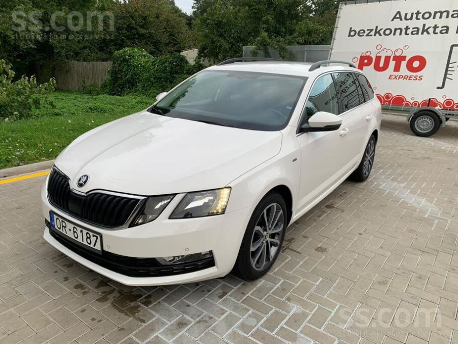 White Skoda Octavia 2017 in Riga, with an engine capacity of 1.60 L and mileage of 228 thousand km for 6499 €, photo 4 on AUTOMOTO.COM.LV