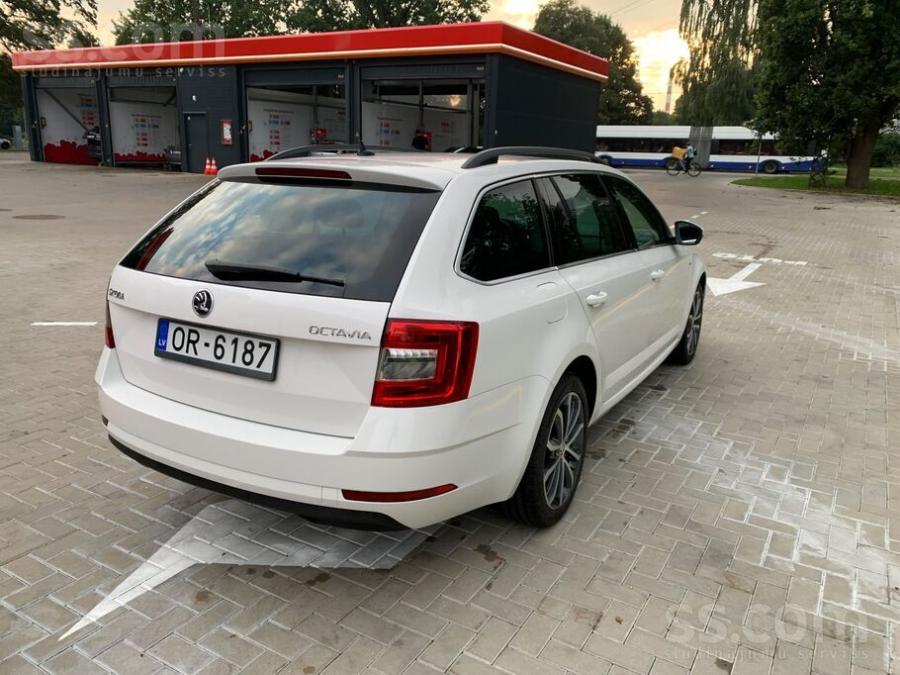 White Skoda Octavia 2017 in Riga, with an engine capacity of 1.60 L and mileage of 228 thousand km for 6499 €, photo 6 on AUTOMOTO.COM.LV