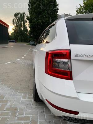 White Skoda Octavia 2017 in Riga, with an engine capacity of 1.60 L and mileage of 228 thousand km for 6499 €, photo 8 on AUTOMOTO.COM.LV