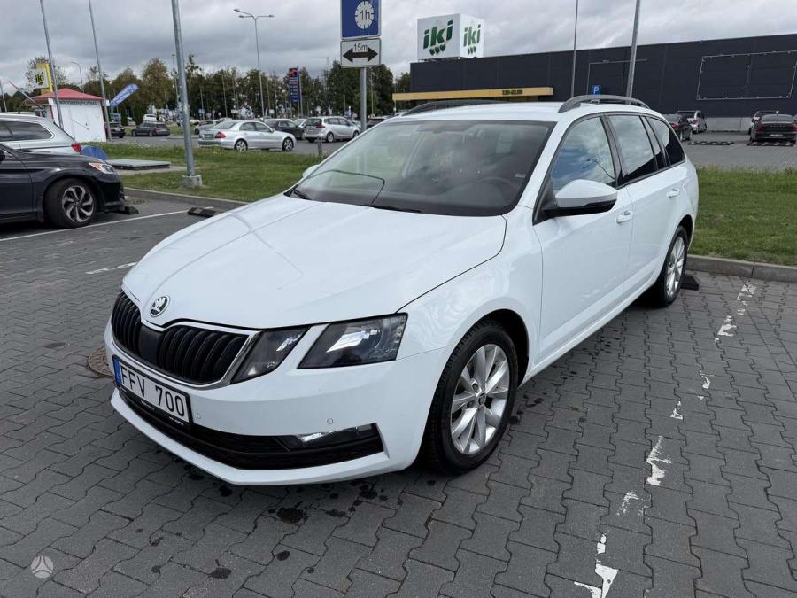 Balts Skoda Octavia 2017 Kauņa, ar dzinēja tilpumu 1.60 L un nobraukumu 240 tūkst. km par 6750 €, foto 1 vietnē AUTOMOTO.COM.LV