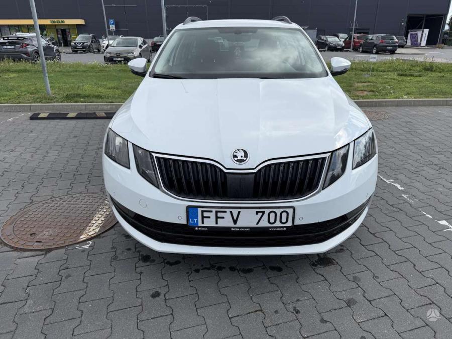 Balts Skoda Octavia 2017 Kauņa, ar dzinēja tilpumu 1.60 L un nobraukumu 240 tūkst. km par 6750 €, foto 3 vietnē AUTOMOTO.COM.LV
